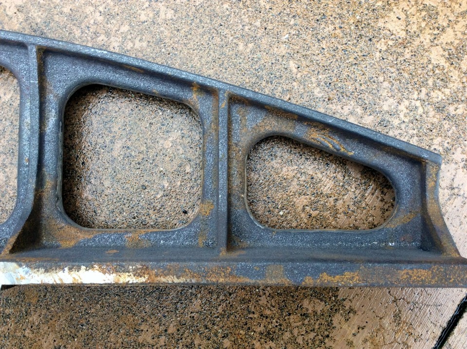 Beautifully Machined36" Cast Iron Camelback StraightEdge Featherweight ...