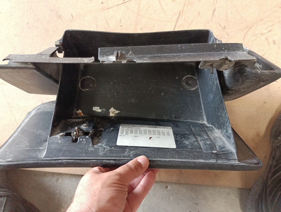 1997-2004 C5 Chevrolet Corvette Oem Black Glove Box Storage Compartment ...