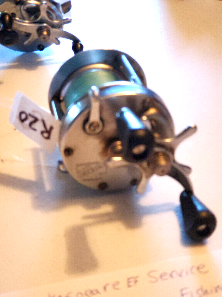 Shakespeare Service EF - Vintage Fishing Reel - Real Old - Fishing ...