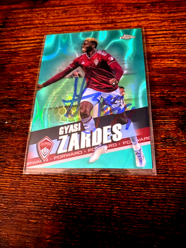 Gyasi Zardes 2022 Topps MLS Soccer SIGNED Green Lava Card Colorado 186/ ...