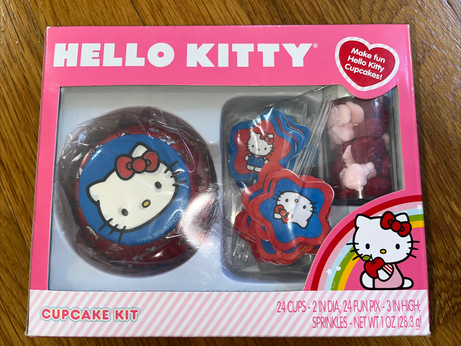 Hello Kitty Cupcake Kit Cups Picks Sprinkles Bakeware Cooking 2011 ...
