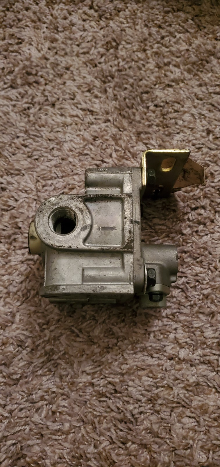 Bendix Air Brake R-12 Relay Valve 909828 for sale online | eBay