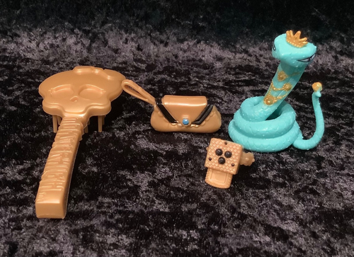 1st Wave Cleo de Nile Monster High Pet Snake Hissette, Purse, Phone ...