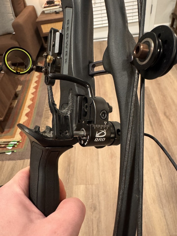 Hoyt RX7 Black Compound Bow | eBay