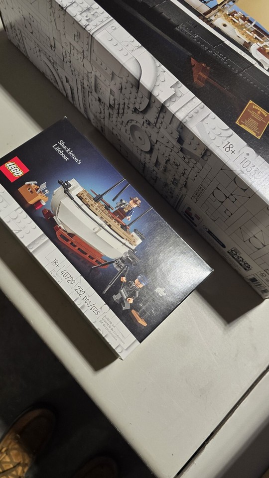 LEGO The Endurance 10335, Shackleton's Lifeboat GWP 40729, & Marine ...