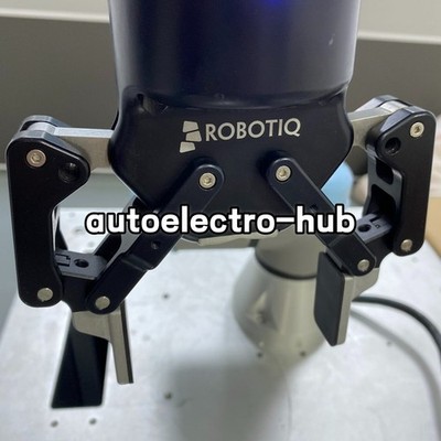 1pc Robotiq 2F-85 2-Finger Adaptive Robot Gripper used by DHL or Fedex ...
