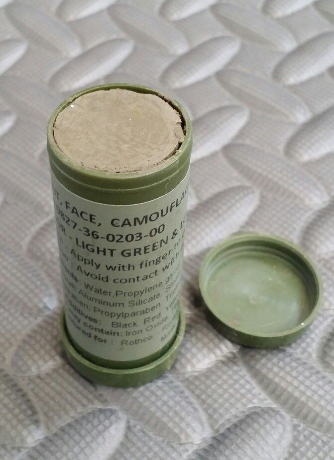 Camouflage Face Paint - Light Green & Loam - US Military / NATO / Army ...