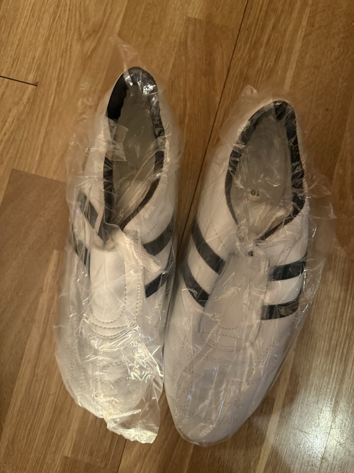 Adults Martial Arts Taekwondo White Trainers Uk Size 10 Rexion Leather ...