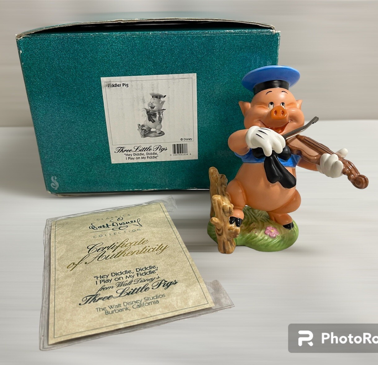 Walt Disney Classics Collection Three Little Pigs Fiddle Pig Figurine w ...