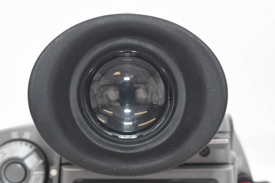 Sony DCR-VX1000 Digital Handycam Video Camera MiniDV Color Silver ...