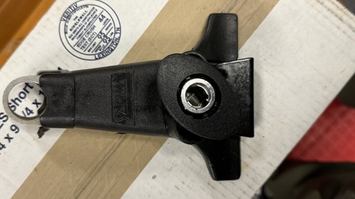 Yakima Roof Rack 1a Rain Gutter Towers (No LOCKS/KEY). | eBay