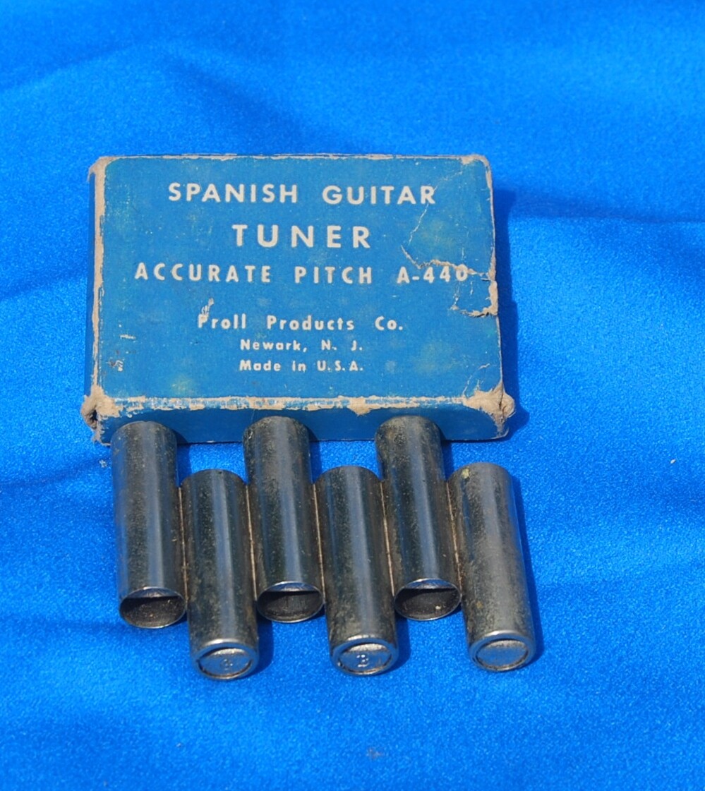 VINTAGE Spanish Guitar Pitch Pipes Tuner A-440 Vintage USA PROLL | eBay