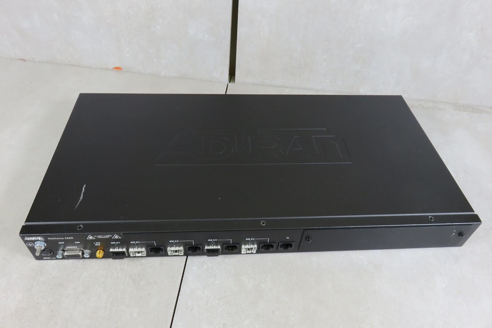 ADTRAN NETVANTA 5660 (P/N: 17005660F1) GIGABIT ACCESS ROUTER No A/C ...
