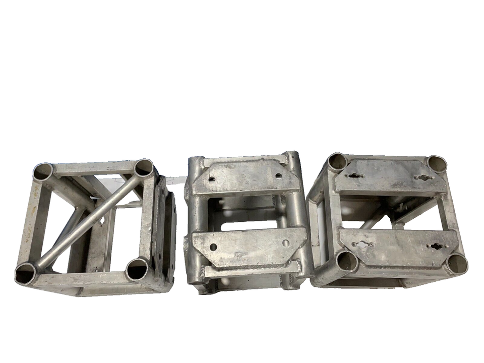 Tomcat Style 3 Way Junction Corner Block For 12 XR Bolt Truss #2365 ...