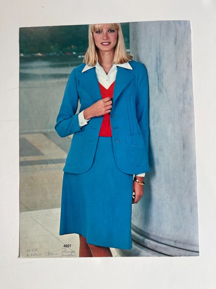 Marlo Thomas Hand Signed Book or Magazine Page | eBay