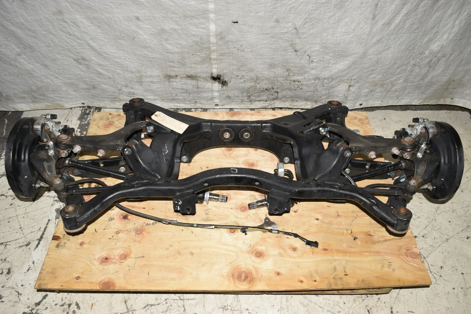 JDM 2015-2019 Subaru Legacy Rear Subframe Brakes Hubs 5x114.3 Axles ...
