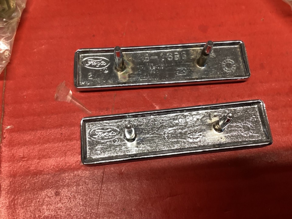 NOS FORD MUSTANG 1969-1970 351 Hood Scoop Emblems C9ZZ-16637-C | eBay