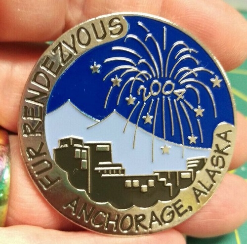 2004 Anchorage Alaska Fur Rondy Rendezvous LARGE Collector Pin CITY ...