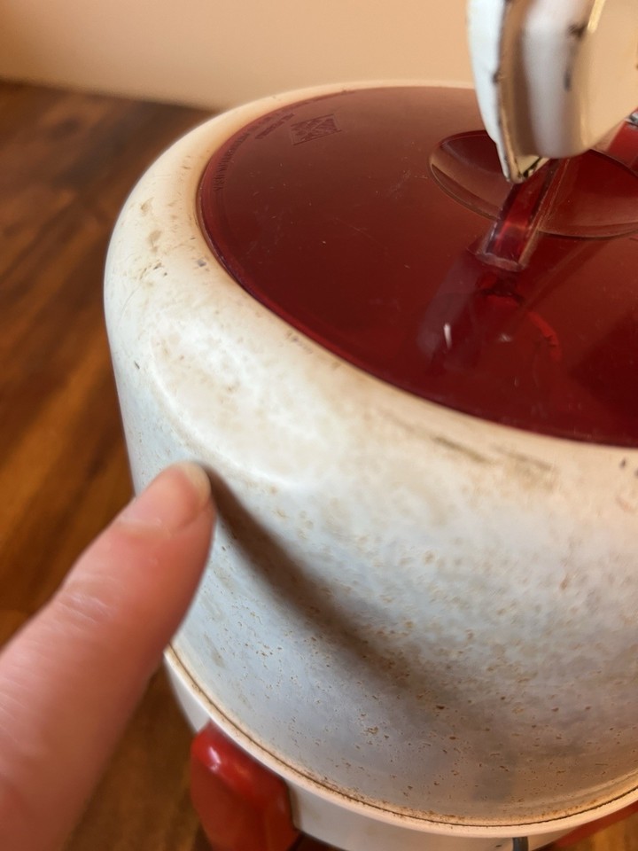 Vintage Wolverine Deluxe Washer Washing Machine Wringer Toy Tin Red ...