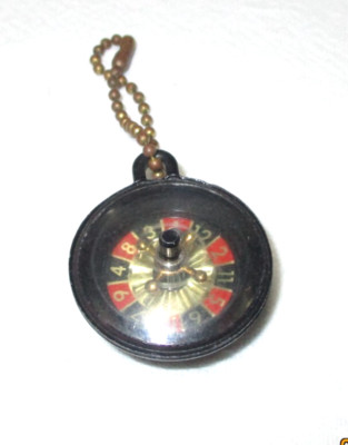 VINTAGE CRISLOID 1960s HARD PLASTIC ROULETTE WHEEL KEY CHAIN | eBay