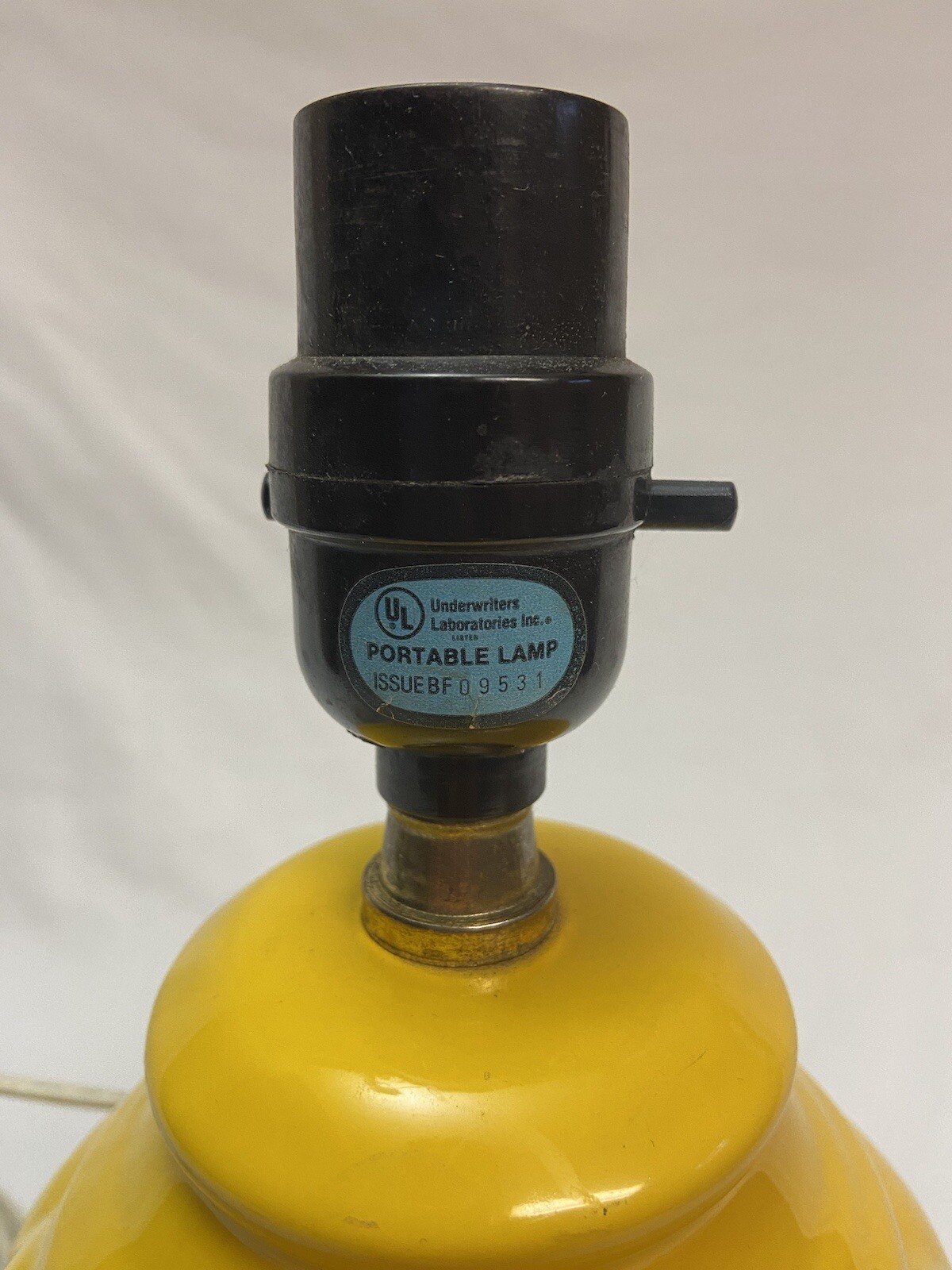 Vintage Underwriters Laboratories Pirtable Lamp Yellow Ceramic | eBay