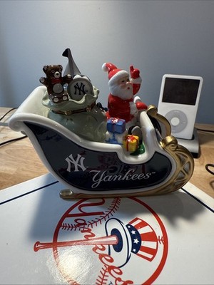 2008 Danbury Mint New York Yankees Christmas Santa Sleigh Christmas ...