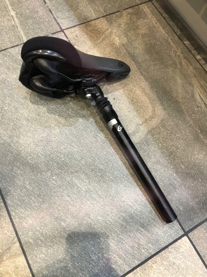 Claud Butler Black Cycle Bike seat saddle and 27.2mm suspension seat ...