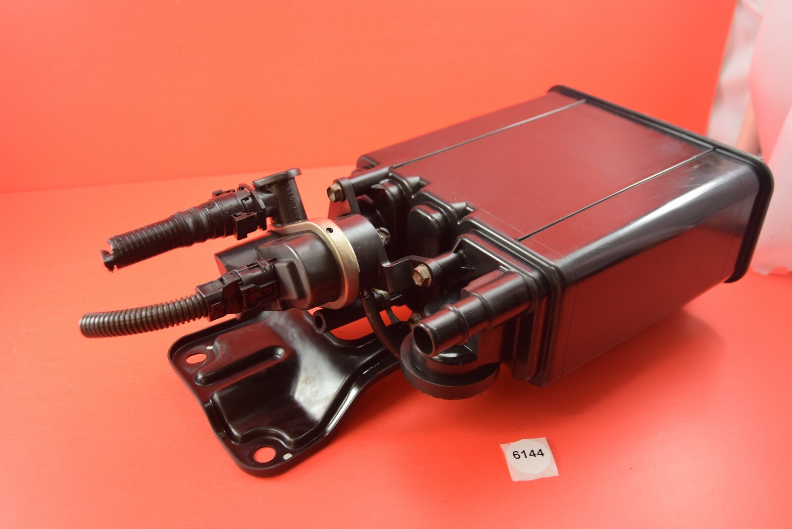 C#3 06-11 TOYOTA YARIS SCION XD EVAP FUEL VAPOR CANISTER OEM 77740 ...