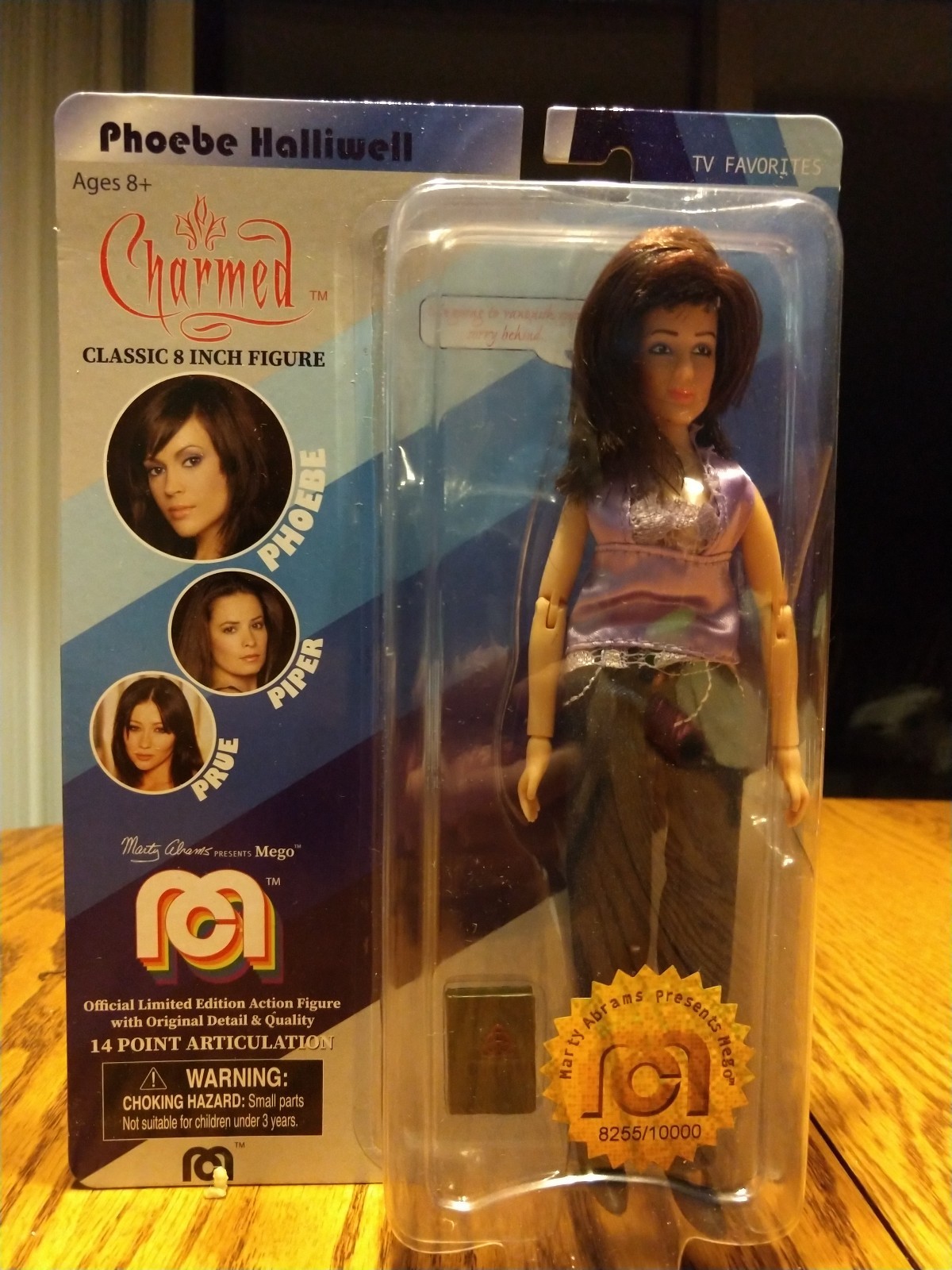 NIB MEGO CHARMED PHOEBE HALLIWELL CLASSIC 8 INCH FIGURE IN HAND *HOT ...