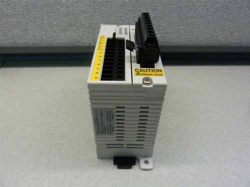 KEYENCE SL-T11R Safety Light Curtain Terminal Relay DC24V-10% Class 2 ...