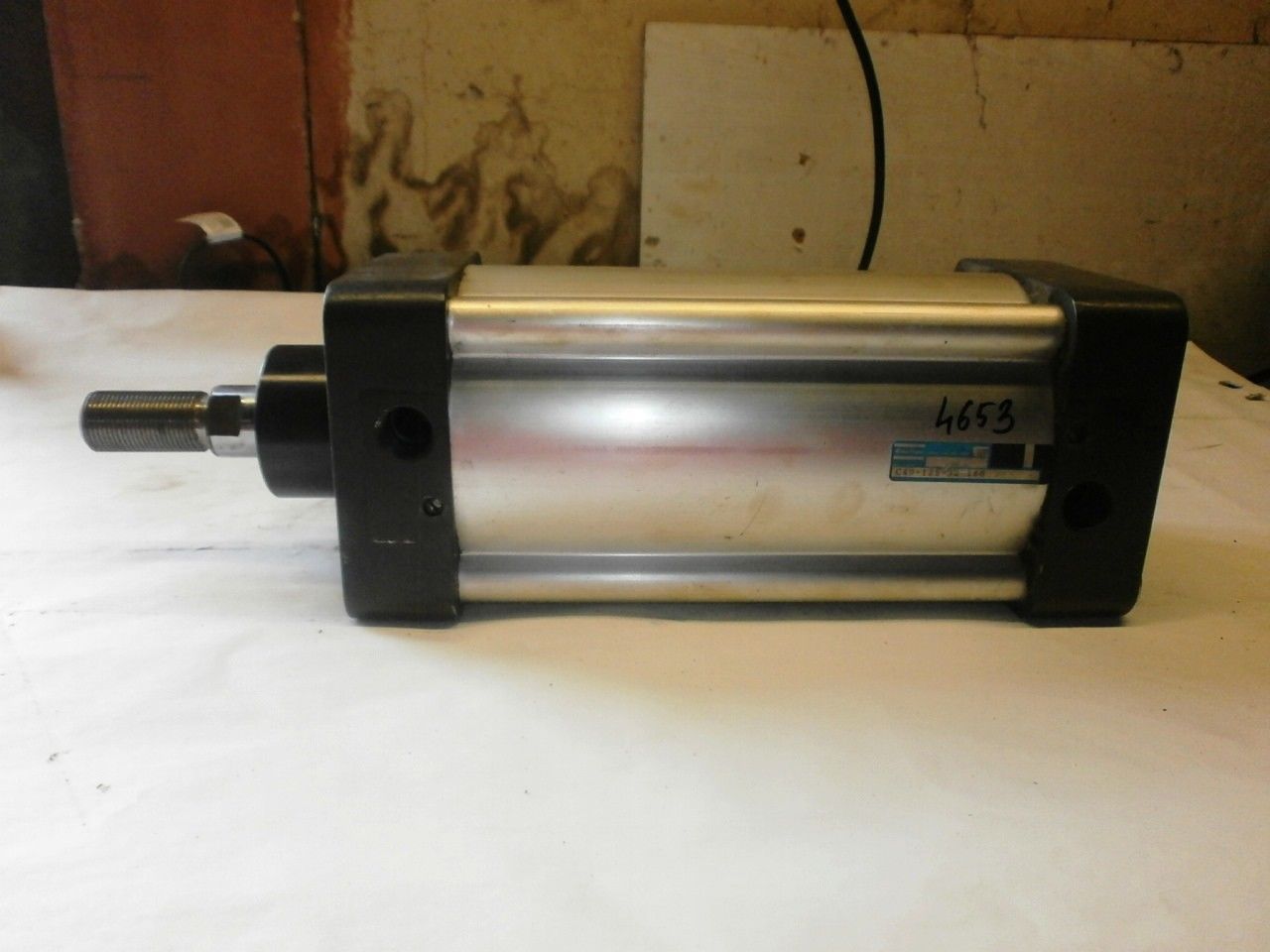 Atlas Copco C40-125-32-160 Pneumatic Cylinder New ( 4653 ) | eBay