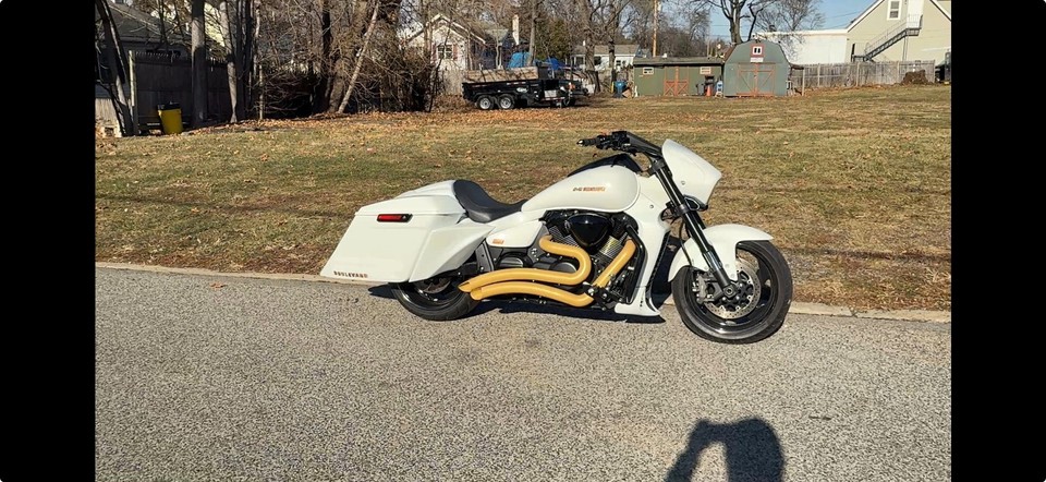 Suzuki M109 VZR1800 Swept Bagger Kit-Fits All Years-Unfinished Finish ...
