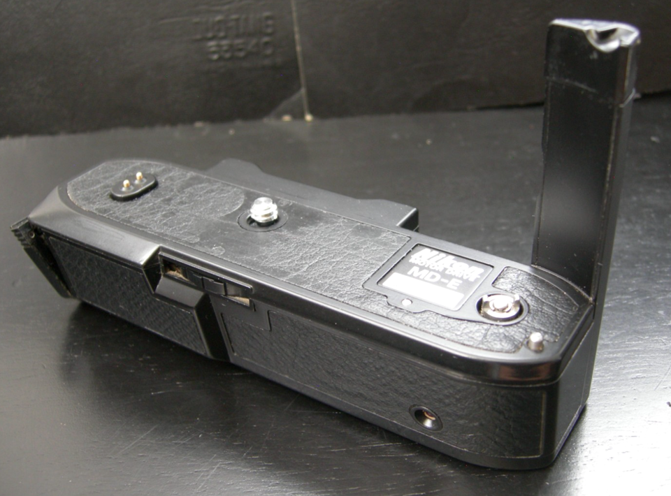 WORKING NIKON MOTOR DRIVE MD-E Winder for EM FG FG-20 35mm SLR camera ...
