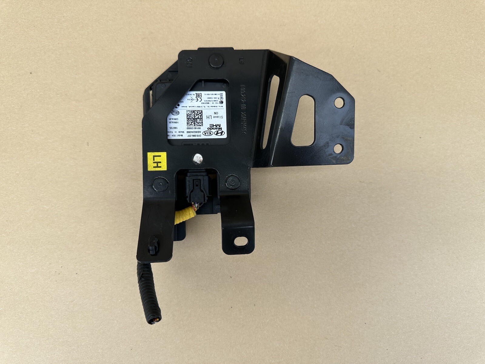 2020-2022 KIA TELLURIDE OEM LEFT SIDE BLIND SPOT RADAR SENSOR 99140 ...