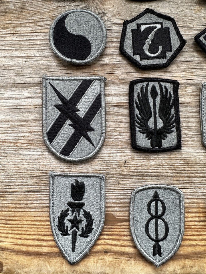 15 US Army Military Uniform Ucp Acu Uniform Patches Patch Convolute USA ...