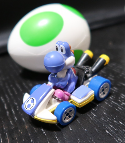 Purple Yoshi Mario Kart Hot Wheels Figure 2018 Nintendo 1:64 Car With ...