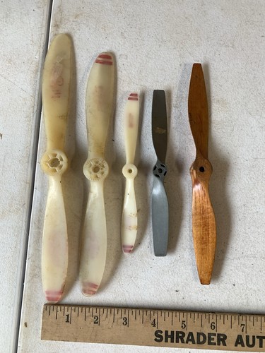 5 model airplane propellers 4 Are Plastic And One Wood. | eBay