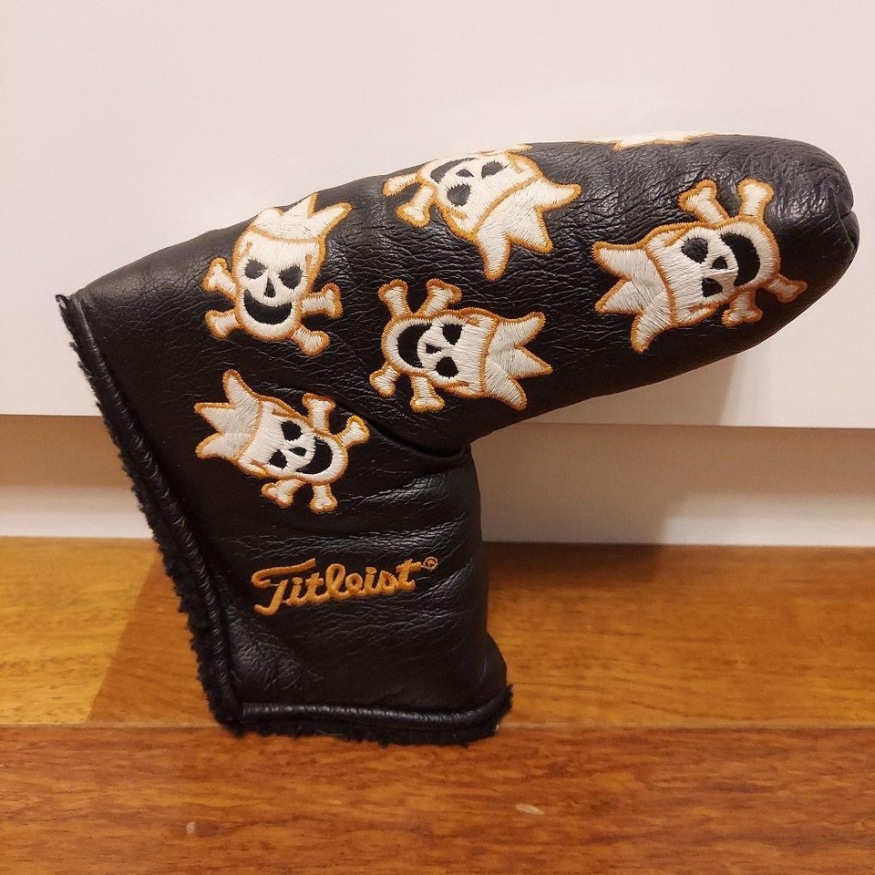 Scotty Cameron 2007 Skull & Bones Scotty Dog Blade Putter Cover Black ...