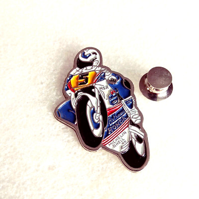 Pin's lapel pin pins Moto Motorcycle Wayne GARDNER 5 Team HONDA 500 NSR ...