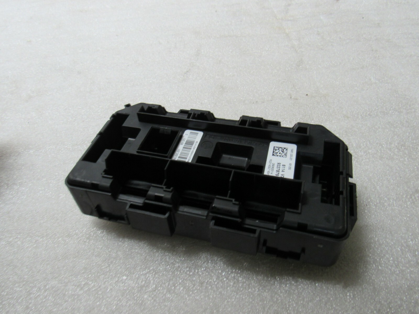 BMW F80 M3 M4 M2 F22 F30 F32 F36 2/3/4-SERIES FRONT FUSE RELAY BOX OEM ...