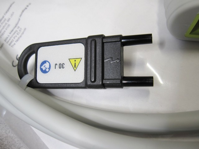 ZOLL R Series Multifunction Therapy Cable With Cpr-d Connector 8000 ...