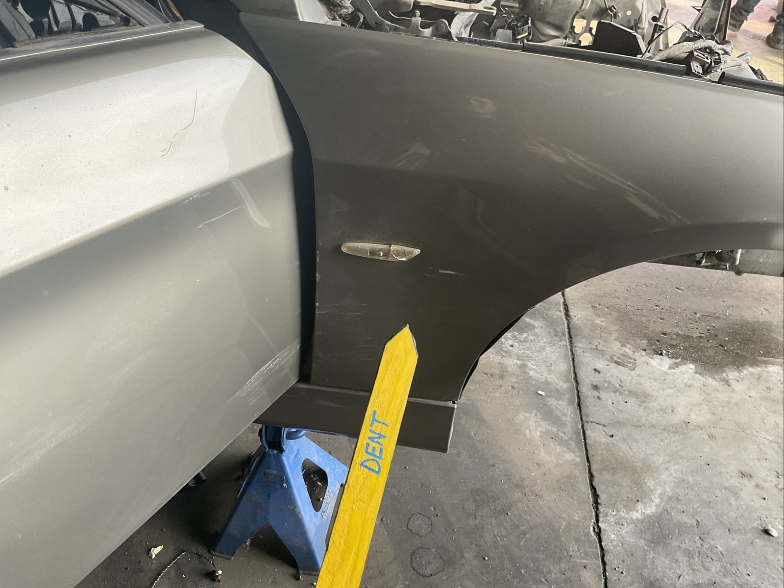 2006-2012 BMW 335i E90 N54 Right Front Fender Panel 41357135680 ...