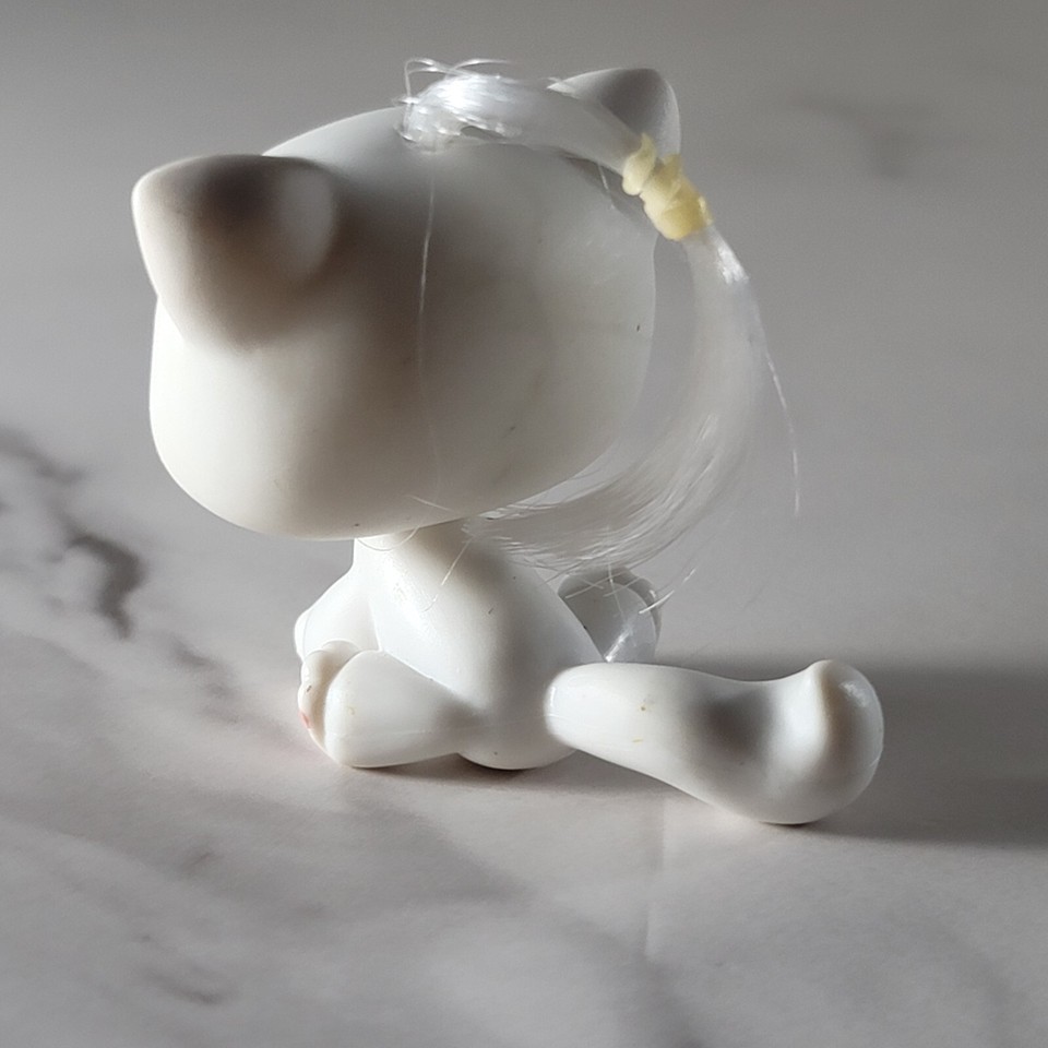 LITTLEST PET SHOP SITTING WHITE CAT WITH HAIR & GREEN EYES LPS #148 | eBay