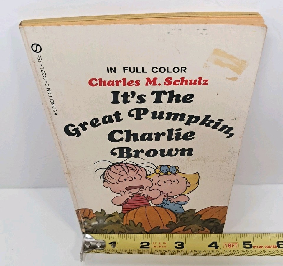 IT'S THE GREAT PUMPKIN, CHARLIE BROWN Charles M. Schulz 1968 PB 1st ...