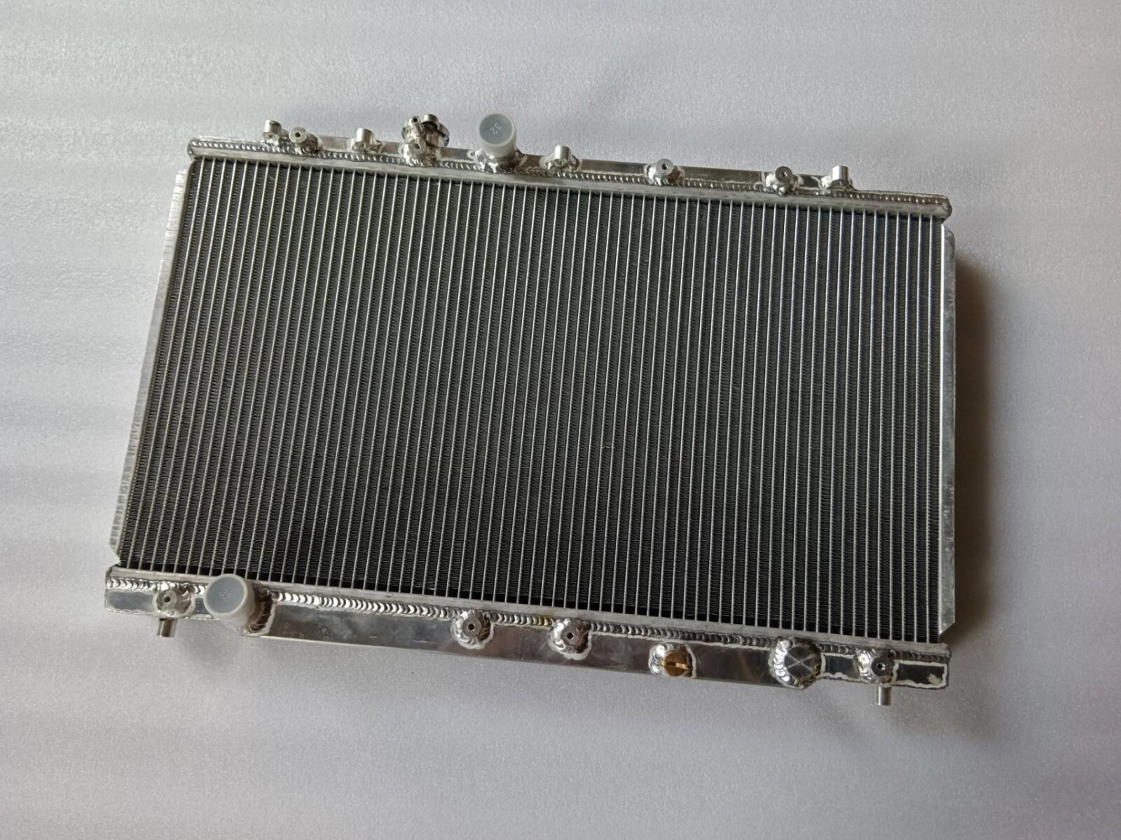RADIATOR FIT Toyota Altezza SXE10 3S-GE / Lexus IS200 RS200 GXE10 2.0 ...