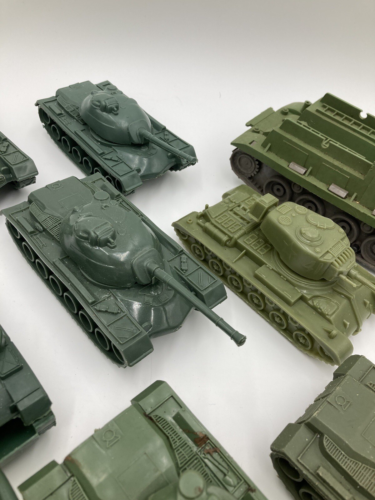 Lot of Army Men Tanks - Vintage Toys Figures - Hard Plastic - Marx ...