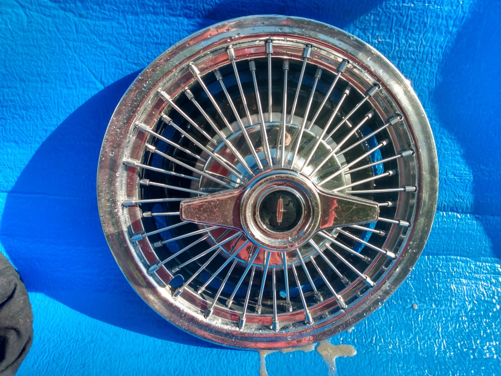 1964 1965 OLDSMOBILE 15 Inch WIRE Spoke Two Bar SPINNER HUBCAP OEM Rare ...