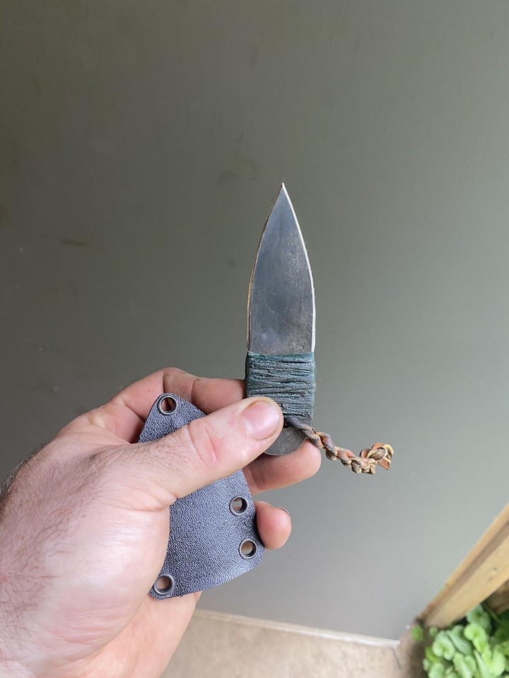 Custom WW2 Style Lapel Dagger Thumb Dagger Hide Out Last Ditch Knife ...
