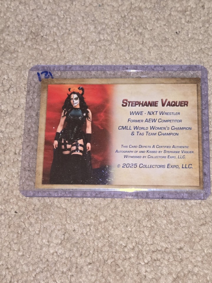 Stephanie Vaquer Signed Kiss Card Wrestler Model Collectors Expo #151 ...