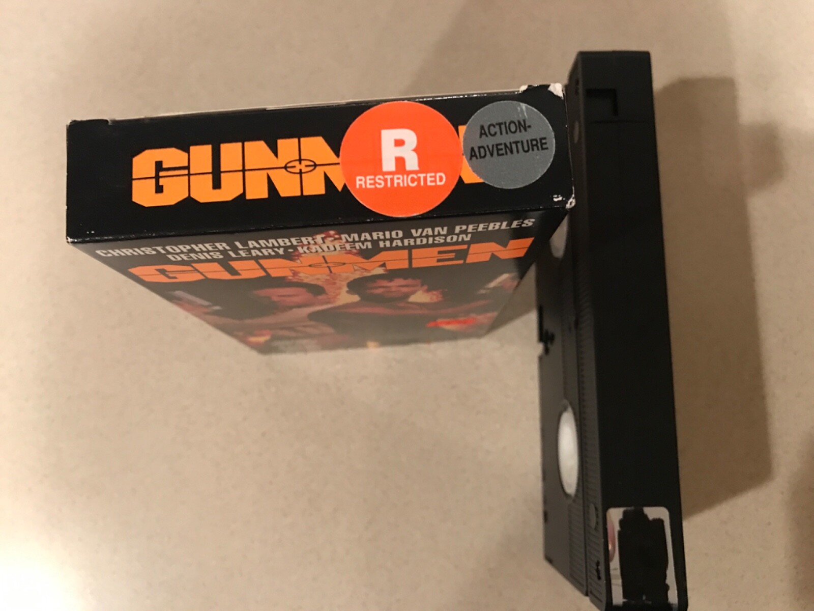 Gunmen (VHS 1994) Christopher Lambert, Mario Van Peebles, Denis Leary ...